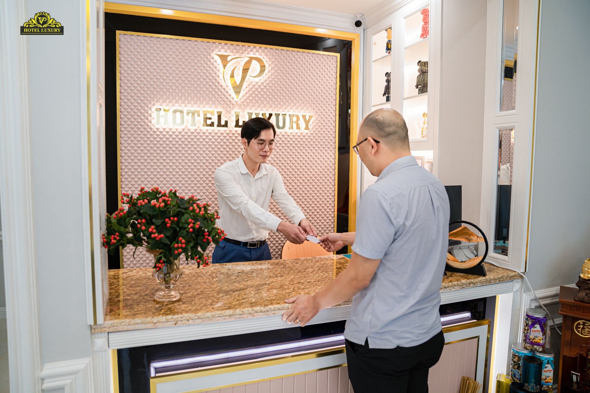 About Us – VP Hotel